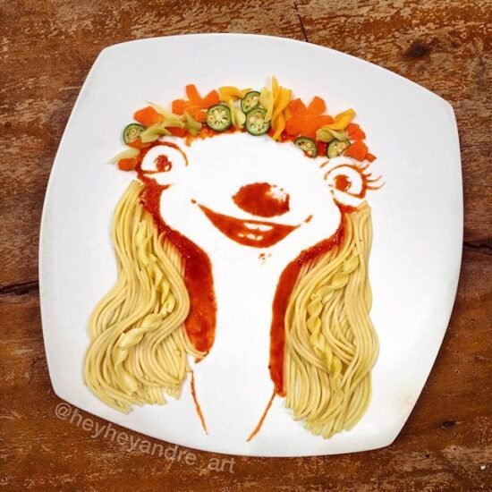Arte com macarrão e molho, por André Manguba • Designerd